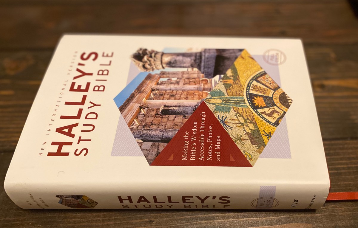 Bible Review: Halley’s Study Bible, NIV – Elihu's Corner