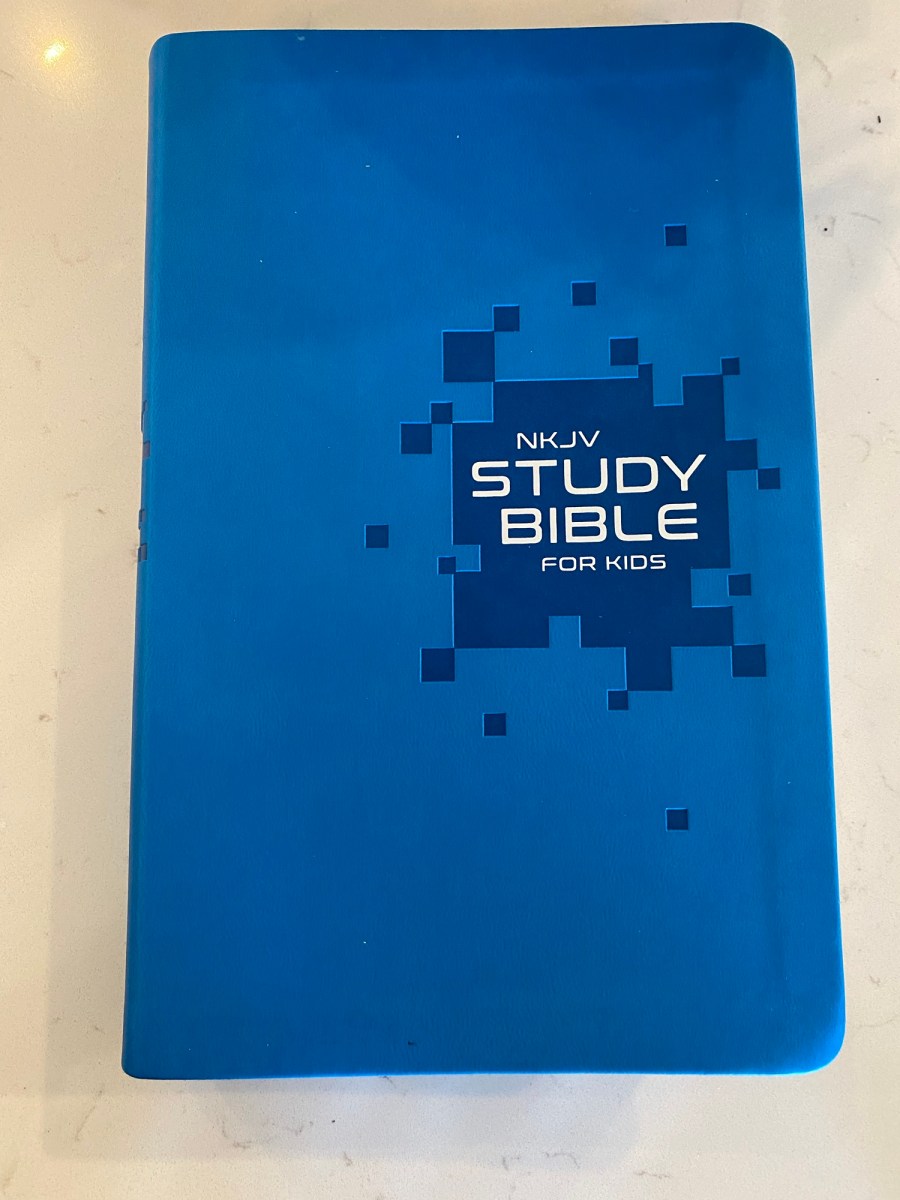 Bible Review: NKJV Study Bible for Kids – Elihu's Corner